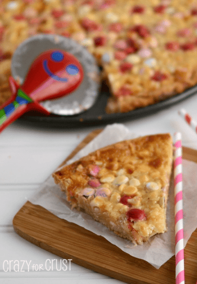 White Chocolate Macadamia Magic Pizza - Crazy for Crust