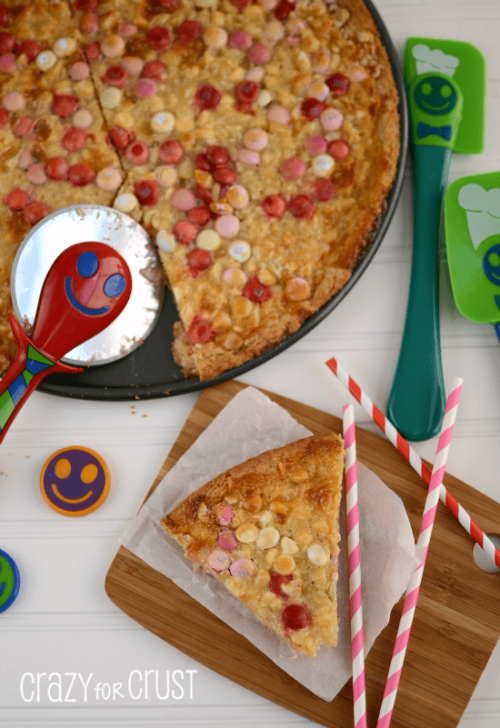 White Chocolate Macadamia Magic Pizza - Crazy for Crust