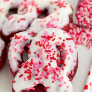 Red Velvet Soft Pretzels - Crazy for Crust