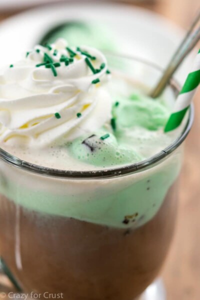 Hot Chocolate Float - Crazy for Crust