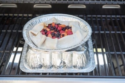 How to Grill Pie (Grilled Berry Peach Pie Recipe) - Crazy for Crust