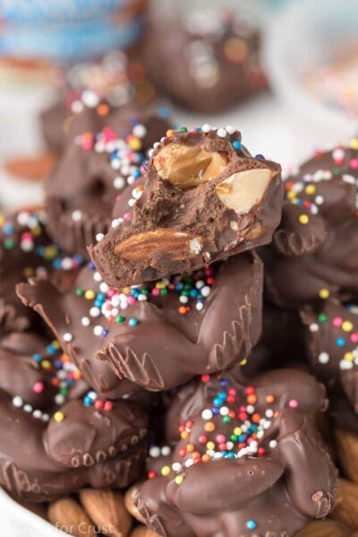 3-ingredient Easy Almond Clusters - Crazy for Crust