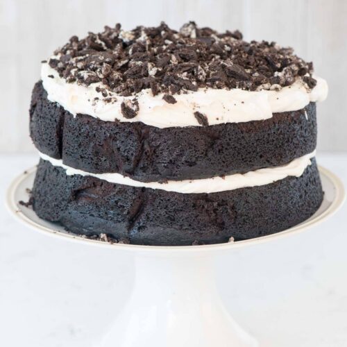 Extreme Cookies 'n Cream Oreo Cake - Crazy for Crust
