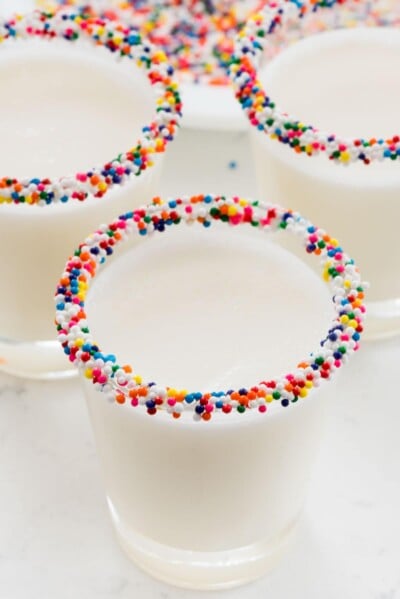 Frosting Shots Recipe w/ Vodka and Frosting | Crazy for Crust