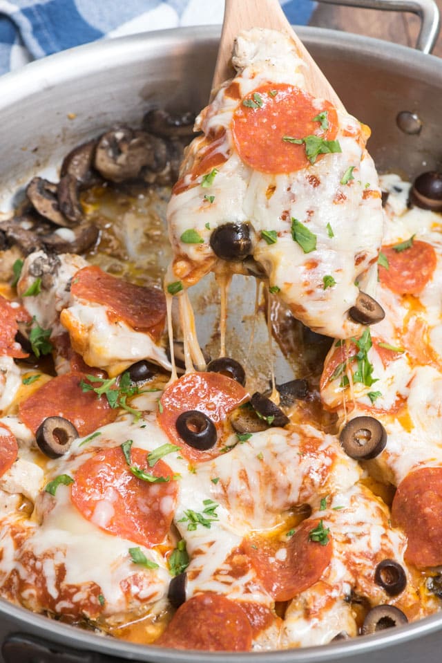 Skillet Pizza Chicken Recipe - Crazy for Crust