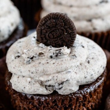 Oreo Cupcakes Recipe with Oreo Buttercream - Crazy for Crust
