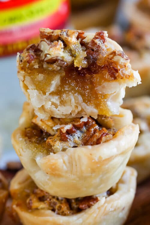 Easy Mini Pecan Pies Recipe (2 sizes) - Crazy for Crust