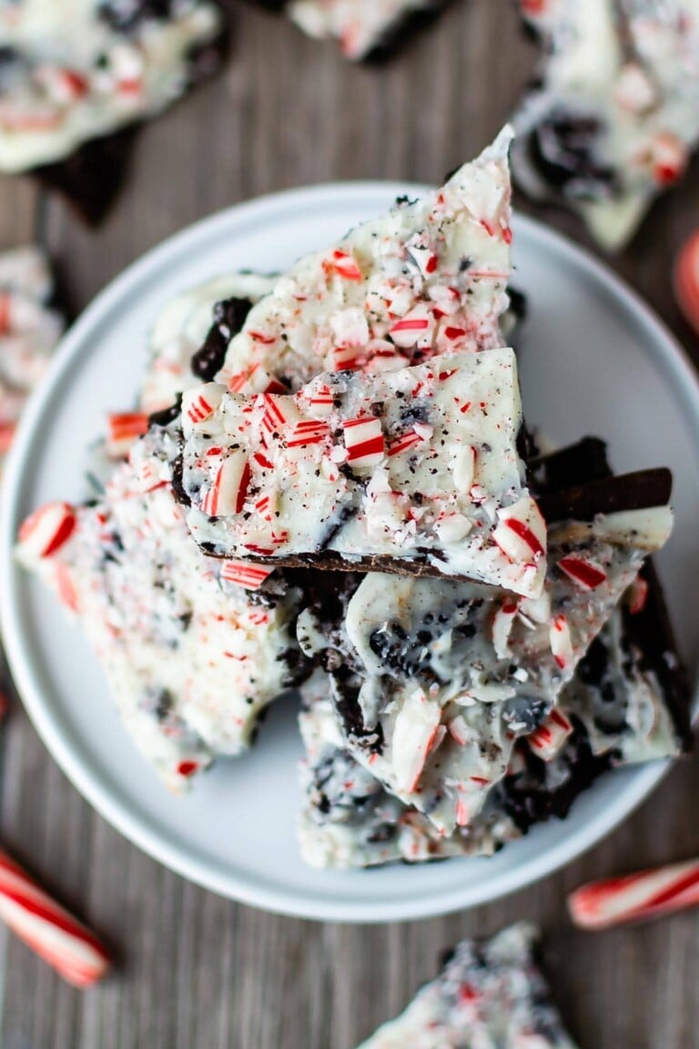 Oreo Peppermint Bark Candy Recipe - Crazy for Crust