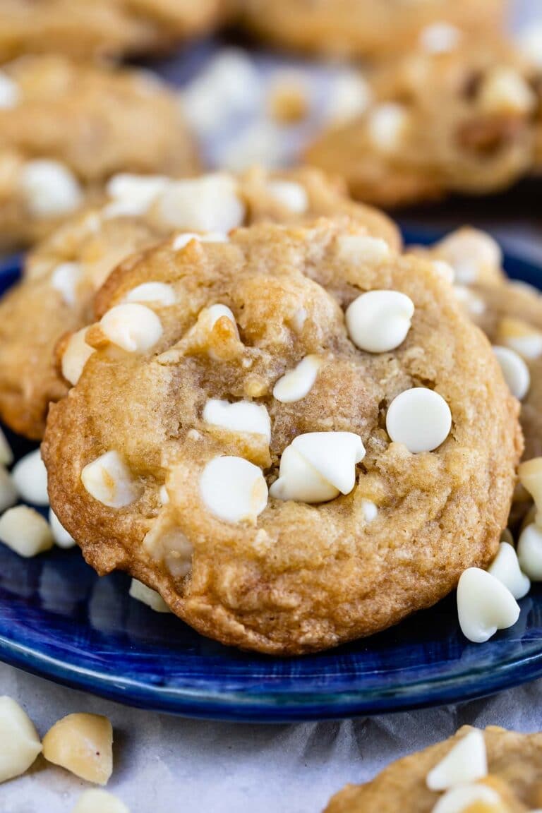 White Chocolate Macadamia Nut Cookies Recipe | Crazy for Crust