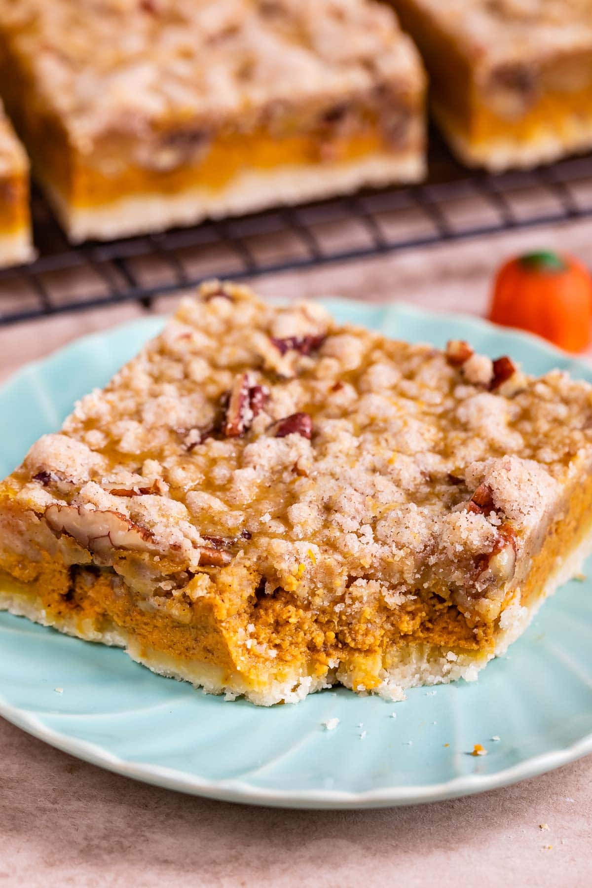 Pumpkin Pie Bars with pecan crumble - Crazy for Crust