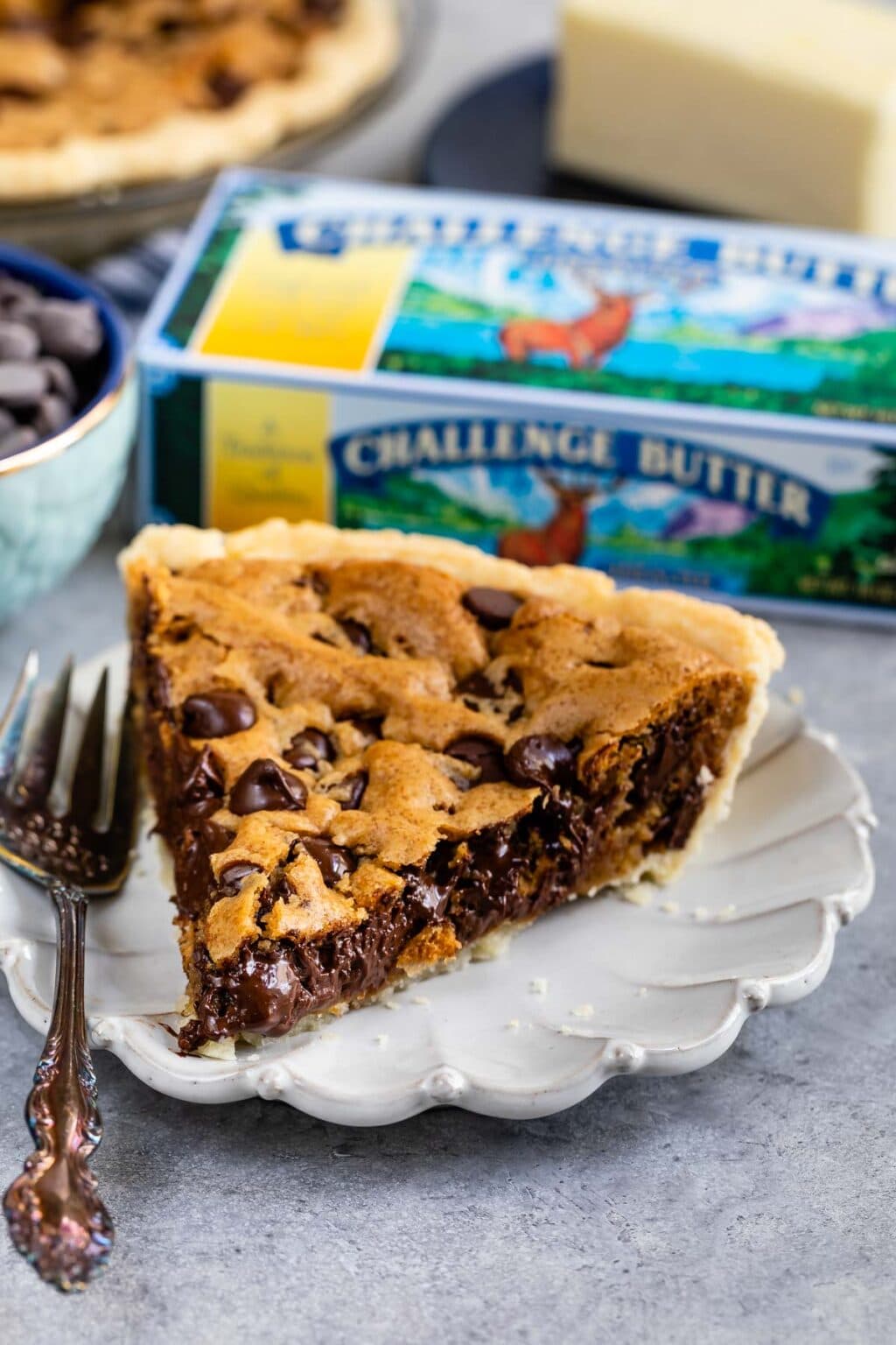 GOOEY Chocolate Chip Cookie Pie - Crazy for Crust