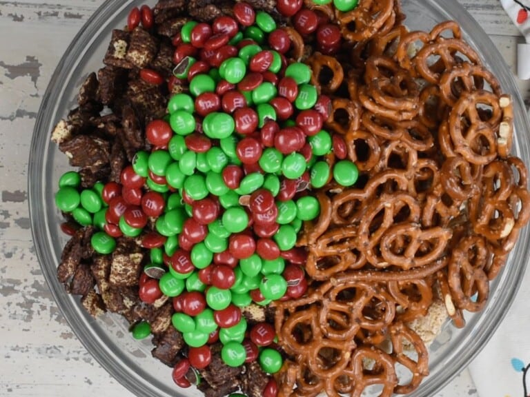 Elf Munch Christmas Snack Mix - Crazy for Crust