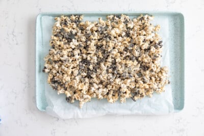 Oreo Peanut Butter Popcorn - Crazy for Crust