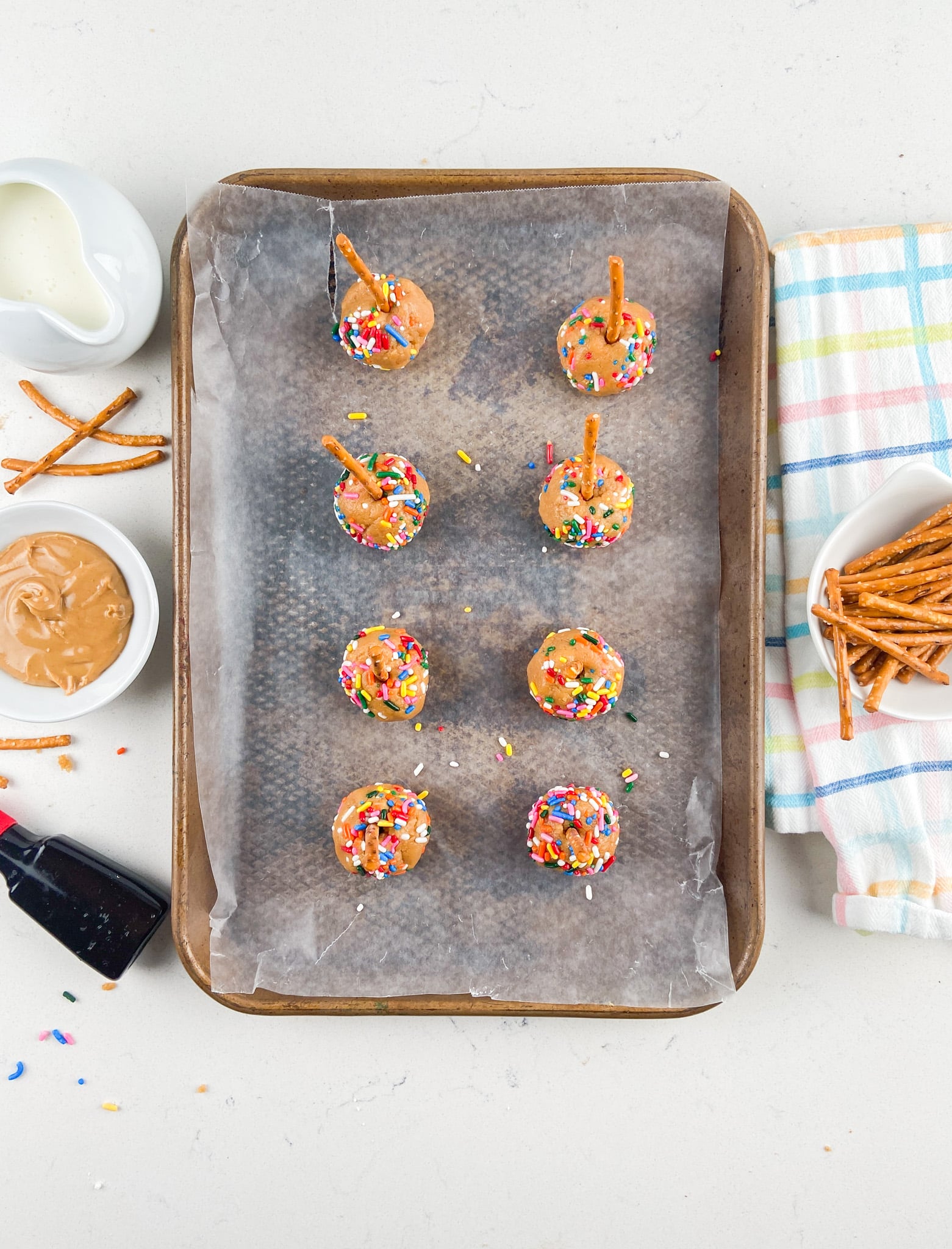 Peanut Butter Cheese Ball Pops - Crazy for Crust