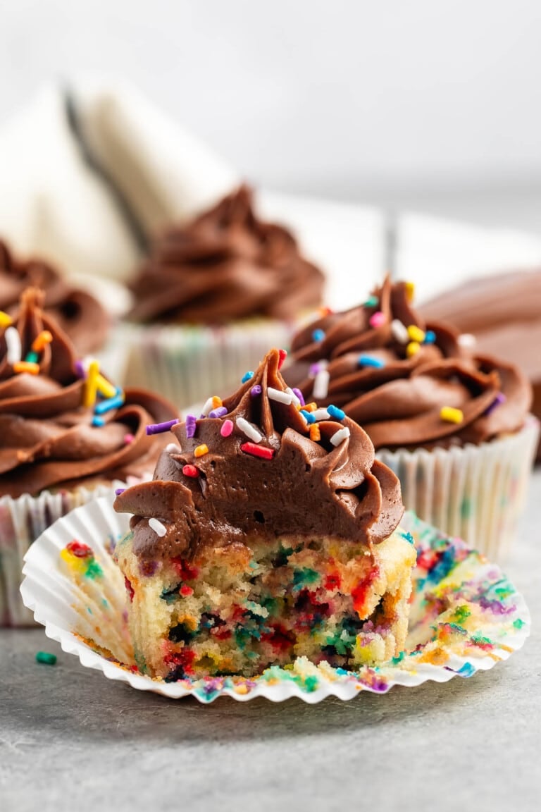 Birthday Cupcakes - Crazy for Crust