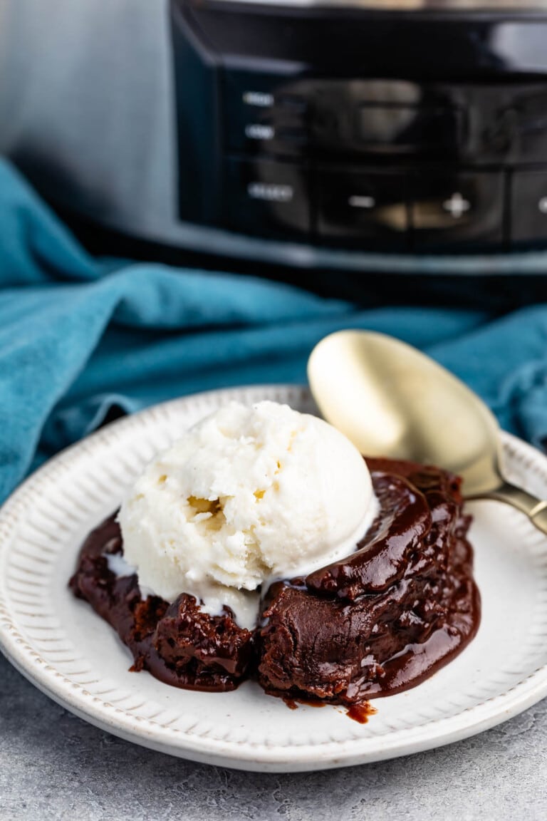 Crockpot Cake - Crazy for Crust