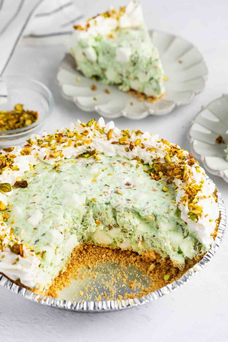 Pistachio Pie (Watergate Pie) (Watergate Salad Pie) - Crazy for Crust